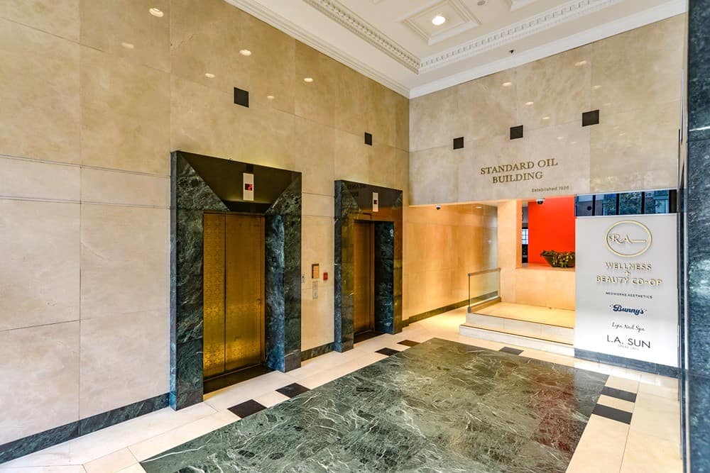 Standard Oil Building Lobby - DTLA LEASING