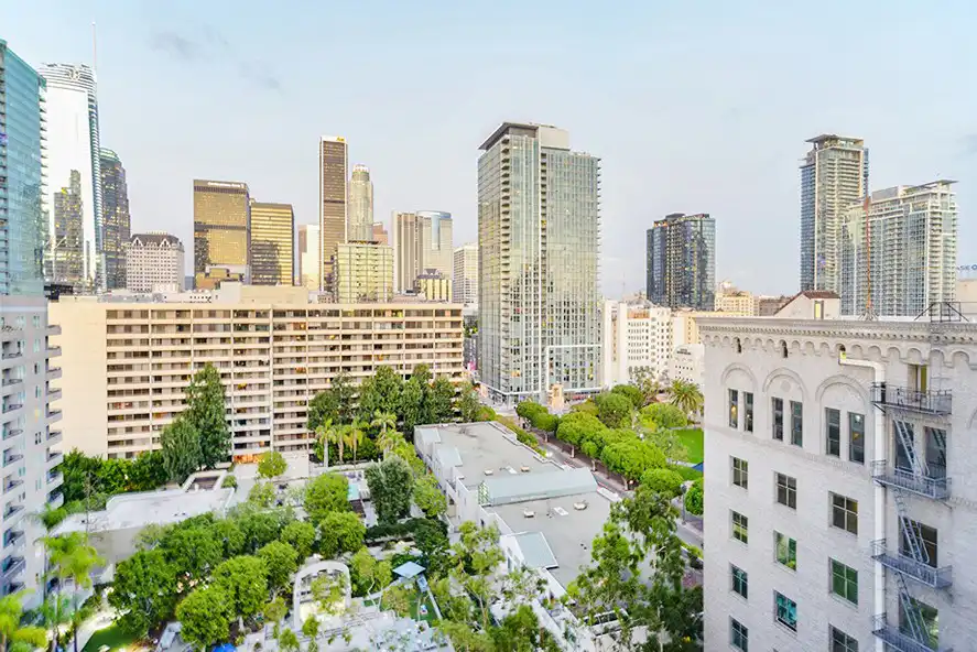 Standard Oil Building Rooftop - DTLA LEASING